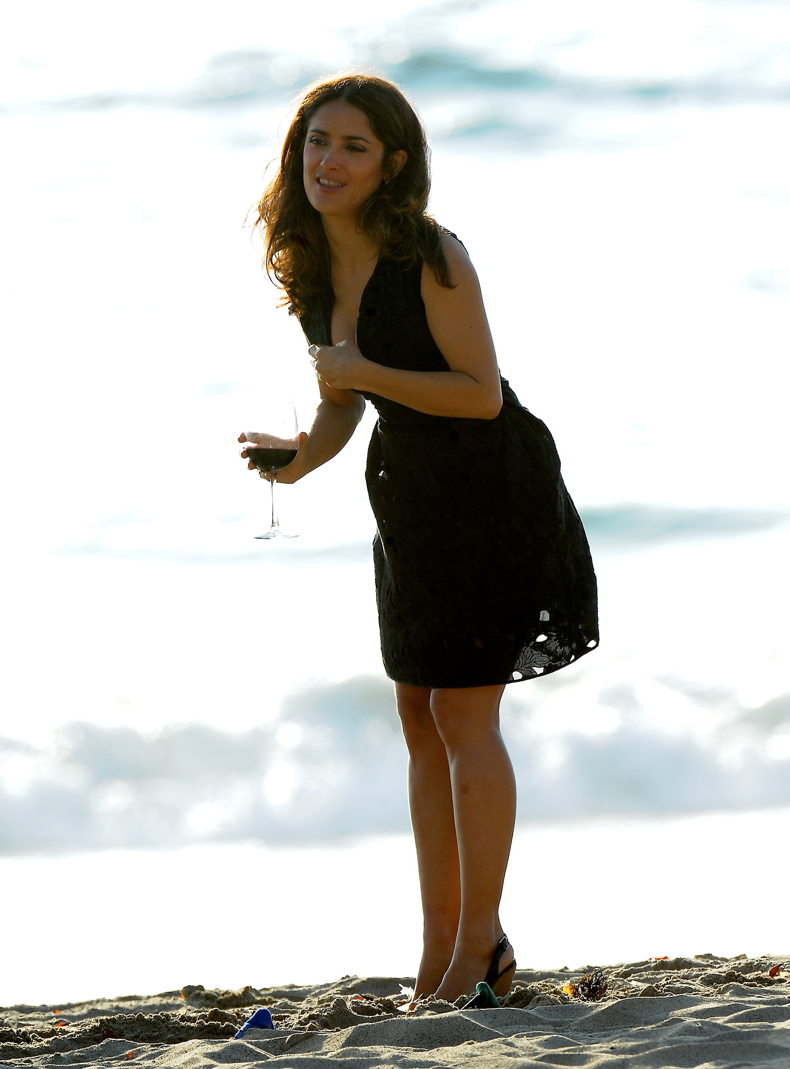 Salma Hayek Pictures Salma Hayek On The How To Make Love Like An Englishman” Set C