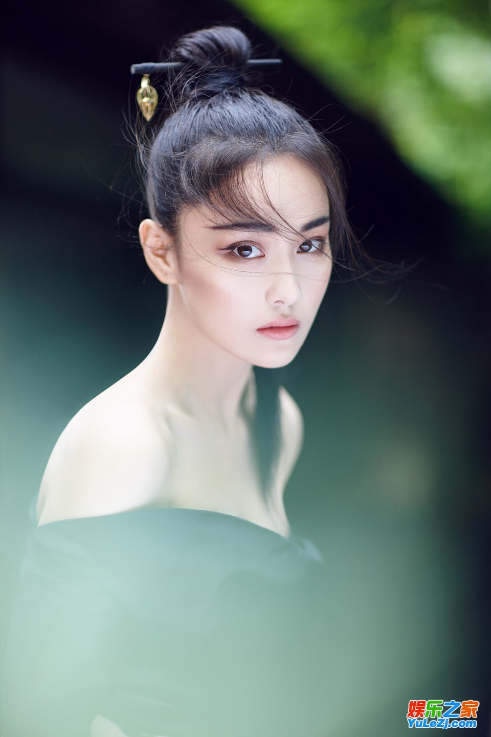 Vivian Zhang Xinyu Pictures