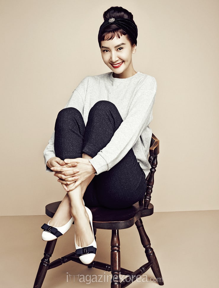 Shi-Ra Chae Pictures (82 Images)